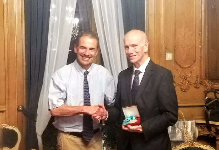 Minister Manuel Heitor distinguishes James H. Garrett and Sir John O ...